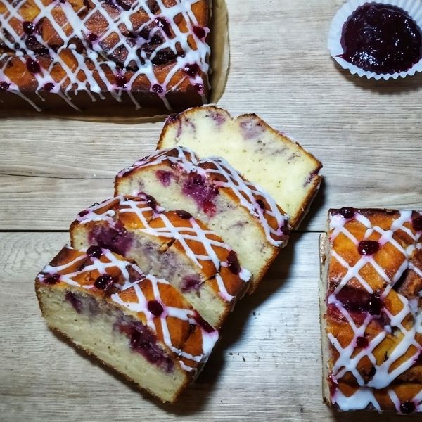 CAKE MARMOLEADO DE FRUTOS ROJOS - Felié Pastelería